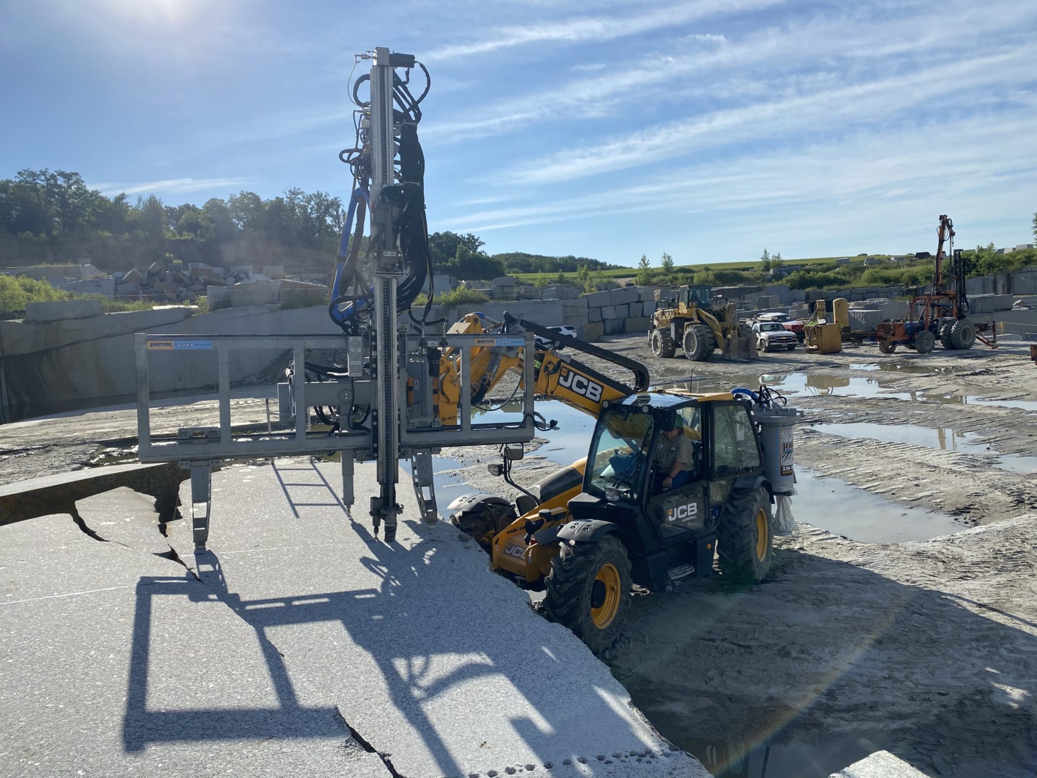 Raptor Quarry Drill | WORD Rock Drills